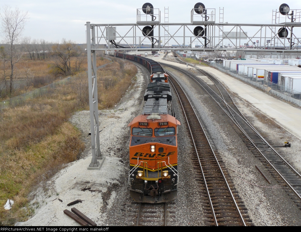 BNSF 7618